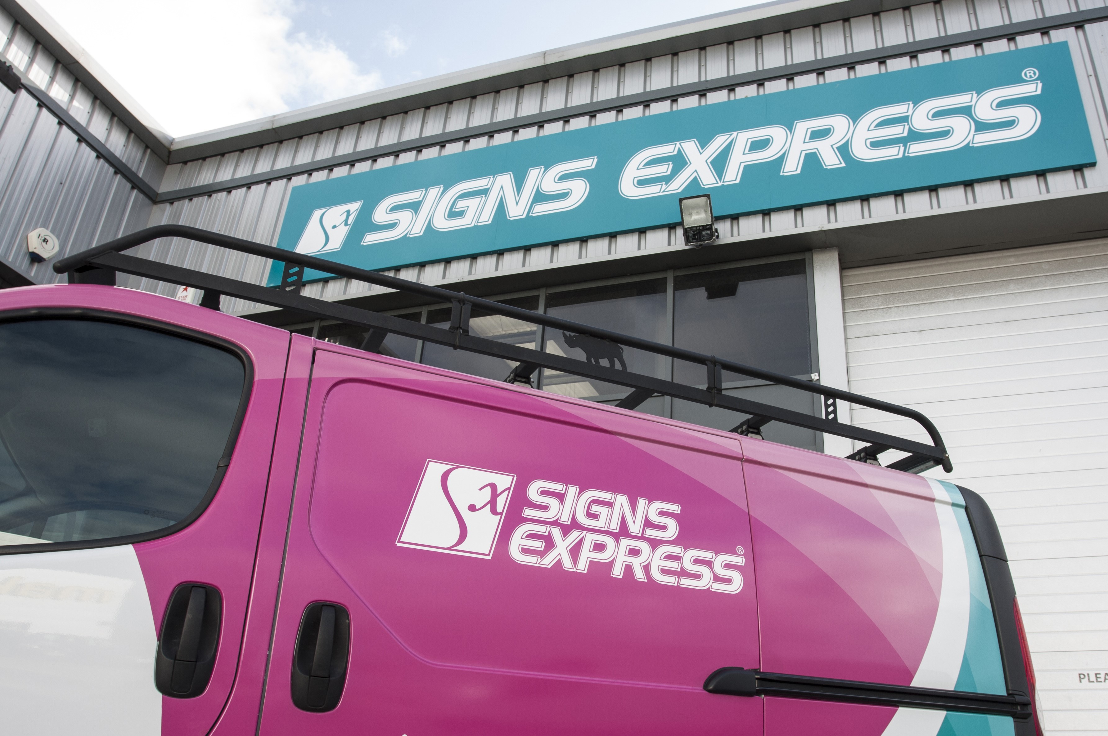 Signs Express Franchise For Sale in Buckinghamshire